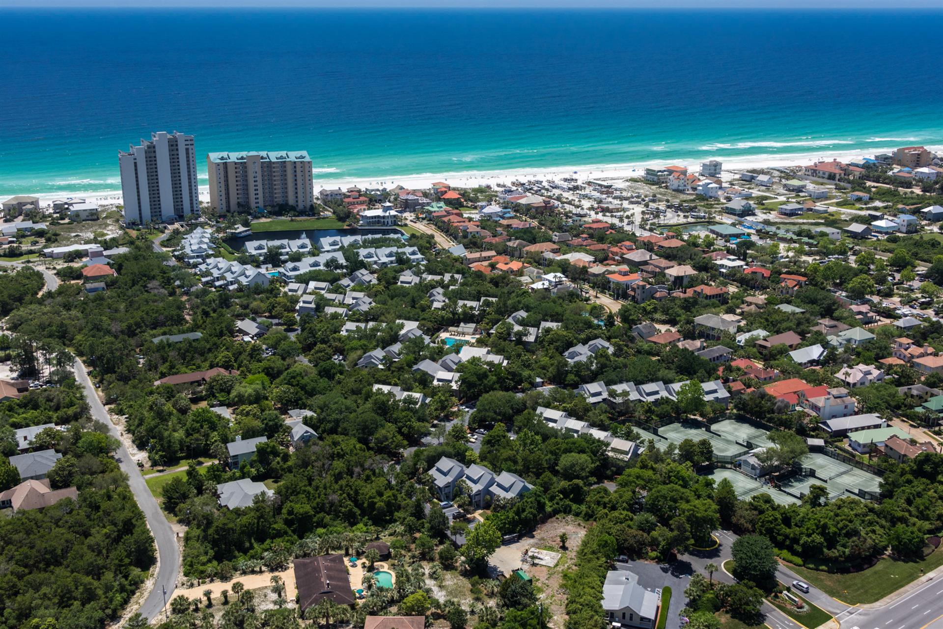 Contact Debbie Wooley, Hidden Dunes Real Estate Agent